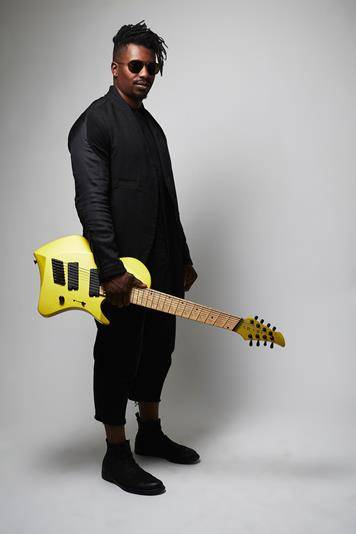 Tosin Abasi: La Evolución de un Genio de la Guitarra Moderna